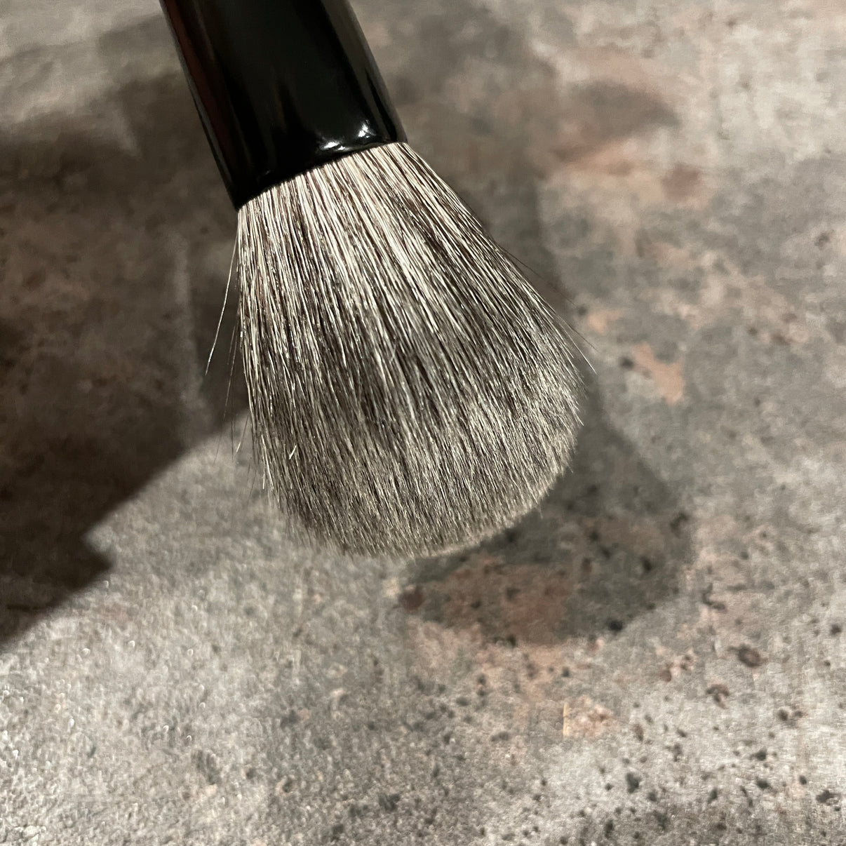 BoBo/CHIKUHODO cheek highlight brush CH-1,3D angle,Gray squirrel mix S – BoBo Do